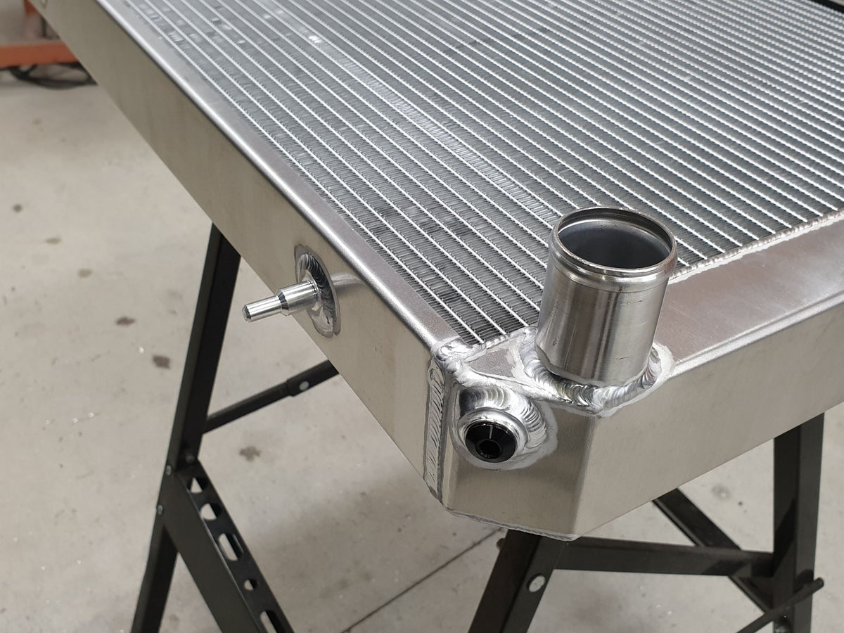 Radiator drain bung weld on kit - Speedflow combo – Skeleton Welding